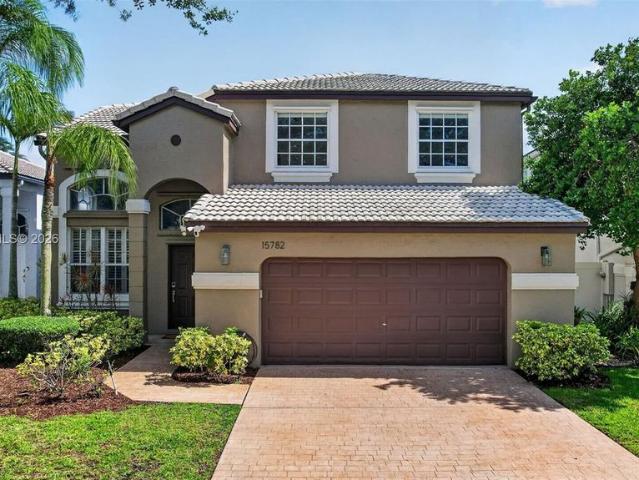 Luxury Villa for sale in Pembroke Pines, Florida