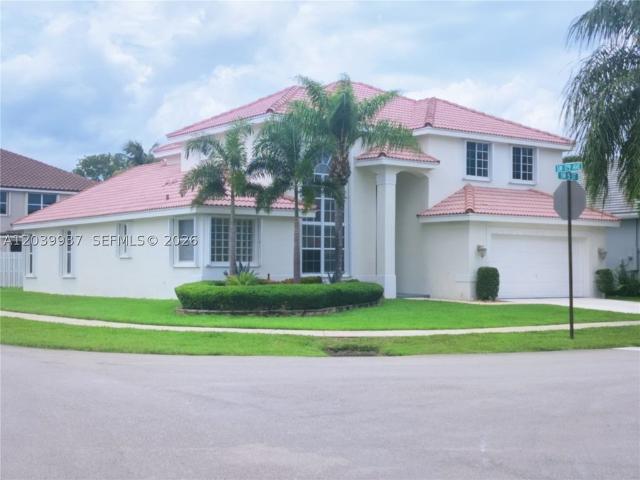 Luxury Villa for sale in Pembroke Pines, Florida