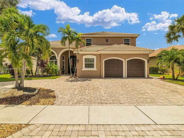 Luxury Villa for sale in Pembroke Pines, Florida