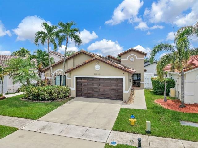 Luxury Villa for sale in Pembroke Pines, Florida