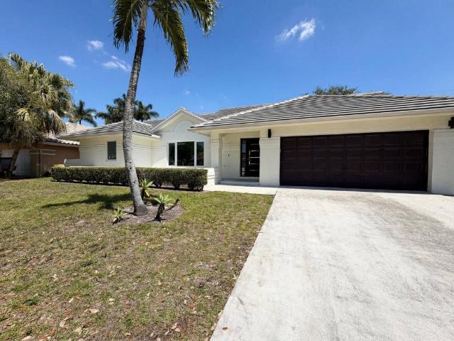 Luxury Villa for sale in Pembroke Pines, Florida