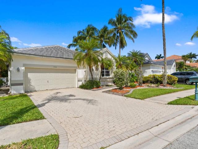Luxury Villa for sale in Pembroke Pines, Florida