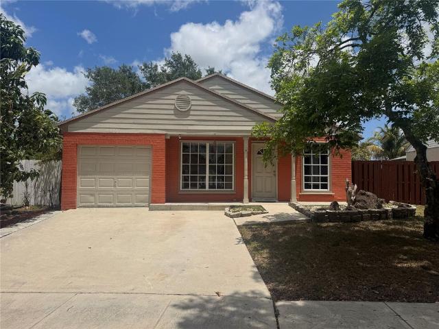 Luxury Villa for sale in Pembroke Pines, Florida