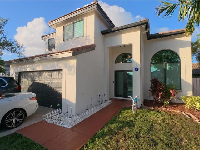 Luxury Villa for sale in Pembroke Pines, Florida