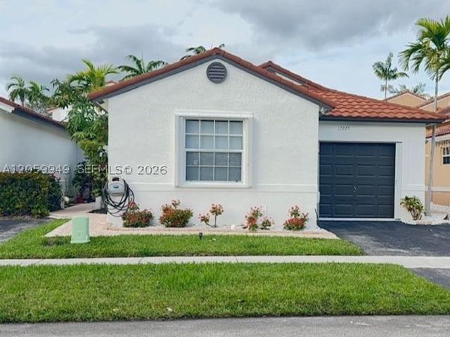 Luxury Villa for sale in Pembroke Pines, Florida