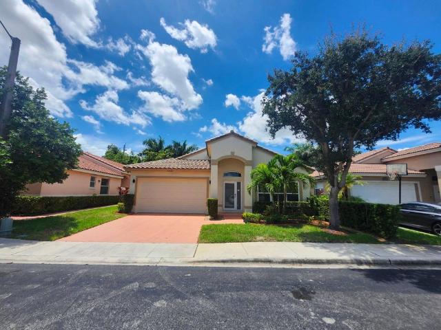 Luxury Villa for sale in Pembroke Pines, Florida