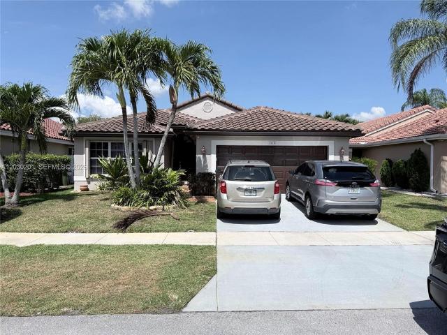 Luxury Villa for sale in Pembroke Pines, Florida