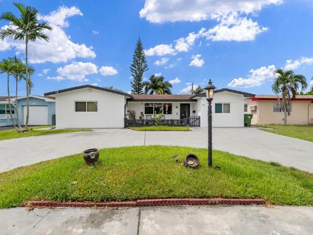 Luxury Villa for sale in Pembroke Pines, United States