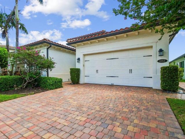 Luxury Villa for sale in Pembroke Pines, United States