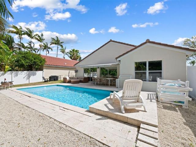 Luxury Villa for sale in Pembroke Pines, United States
