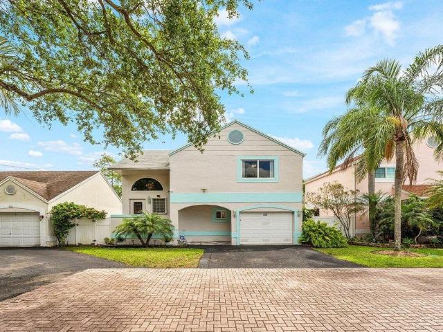 Luxury Villa for sale in Pembroke Pines, United States