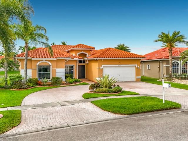 Luxury Villa for sale in Pembroke Pines, United States