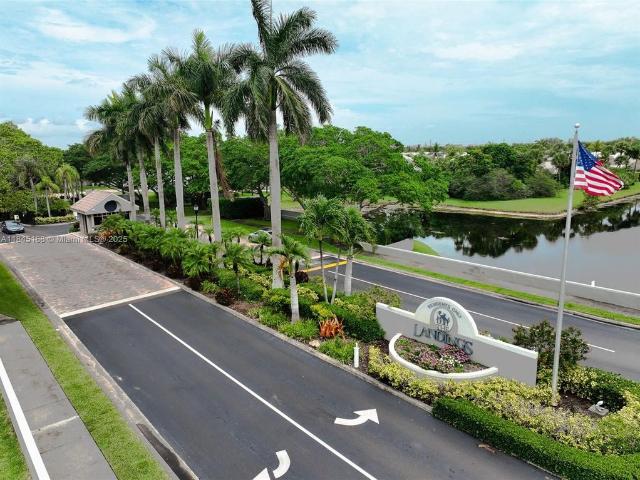 Luxury Villa for sale in Pembroke Pines, United States