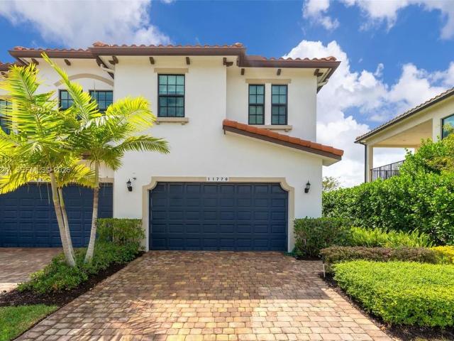Luxury Villa for sale in Pembroke Pines, United States