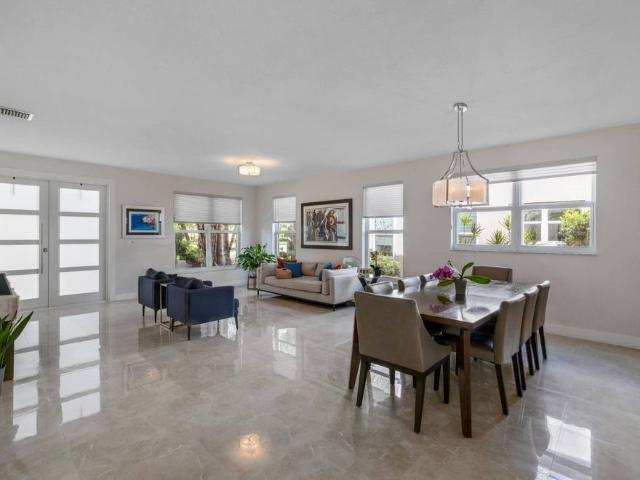 Luxury Villa for sale in Pembroke Pines, United States