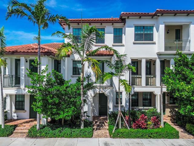 Luxury Villa for sale in Pembroke Pines, United States