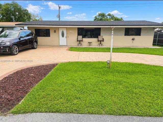 Luxury Villa for sale in Pembroke Pines, United States