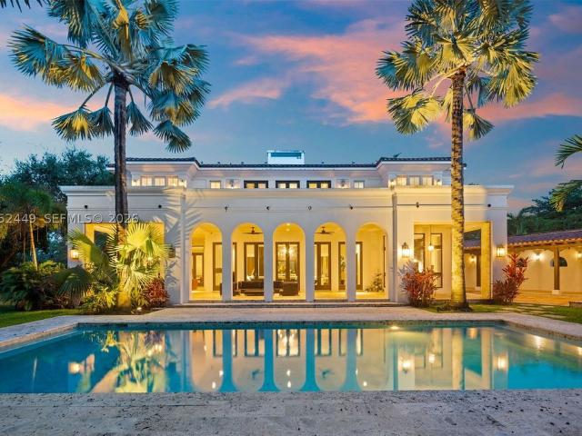 Luxury Villa for sale in Pinecrest, Florida