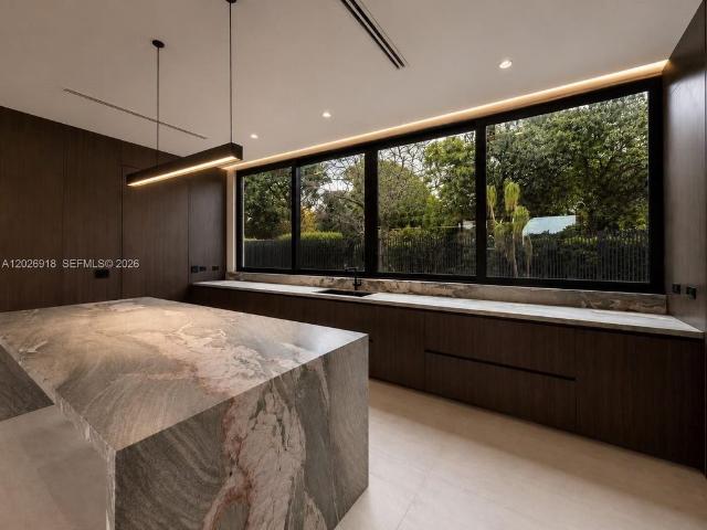 Luxury Villa for sale in Pinecrest, Florida