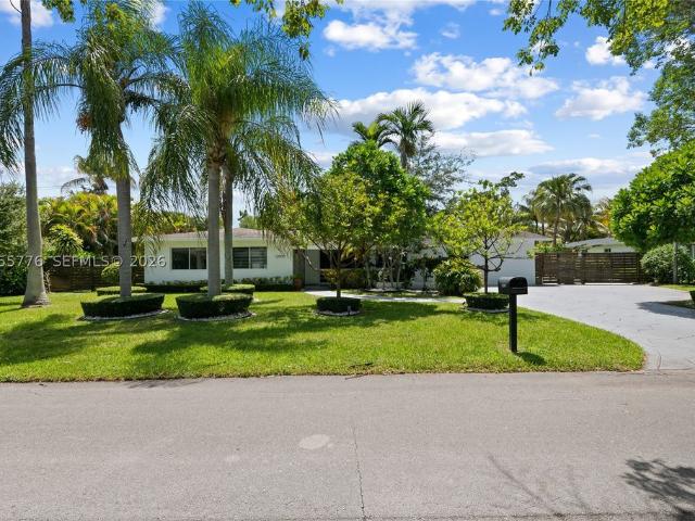 Luxury Villa for sale in Pinecrest, United States