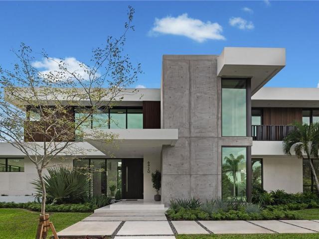 Luxury Villa for sale in Pinecrest, United States