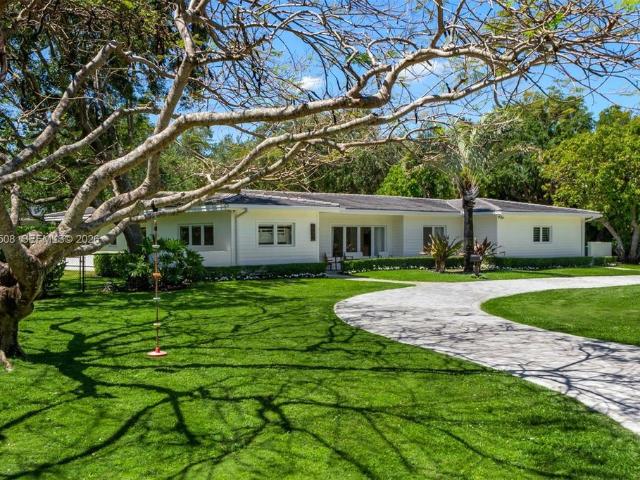Luxury Villa for sale in Pinecrest, United States