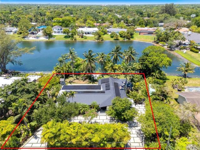 Luxury Villa for sale in Pinecrest, United States