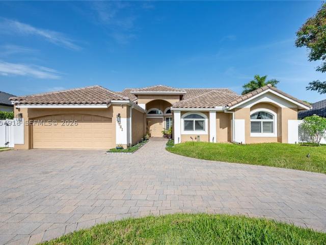 Luxury Villa for sale in Plantation, Florida