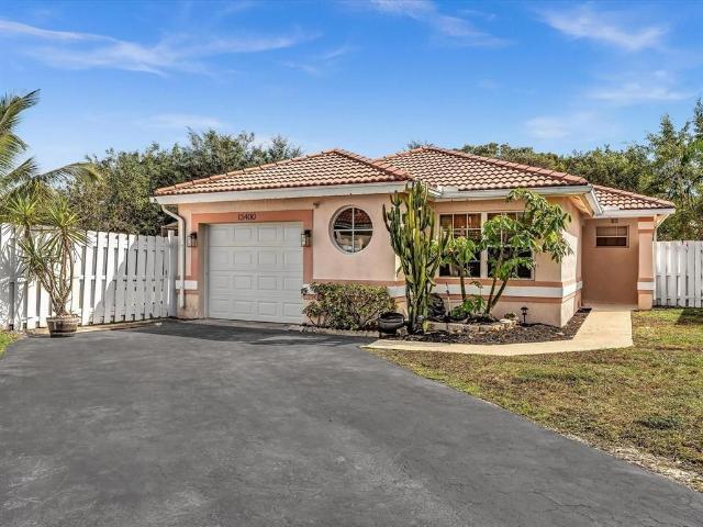 Luxury Villa for sale in Plantation, Florida