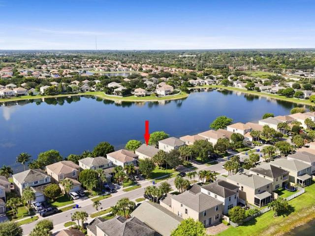Luxury Villa for sale in Royal Palm Beach, Florida