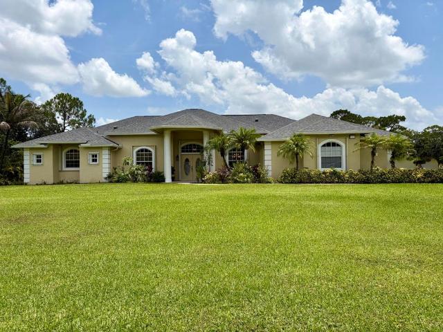 Luxury Villa for sale in Royal Palm Beach, Florida