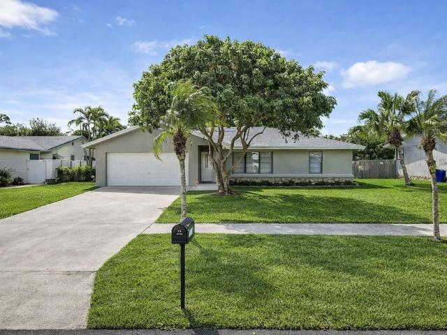 Luxury Villa for sale in Royal Palm Beach, Florida