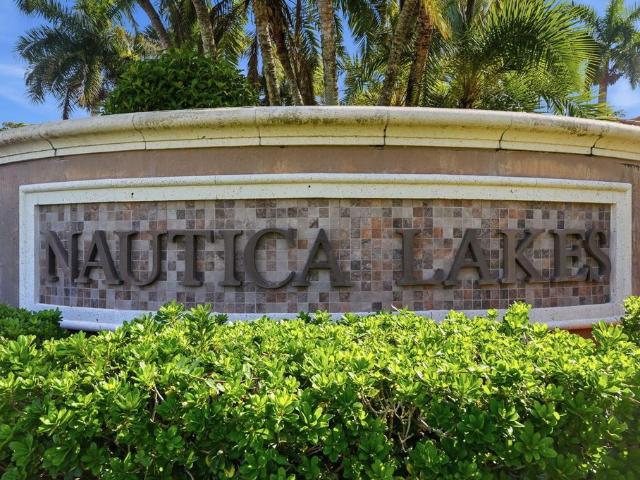 Luxury Villa for sale in Royal Palm Beach, Florida
