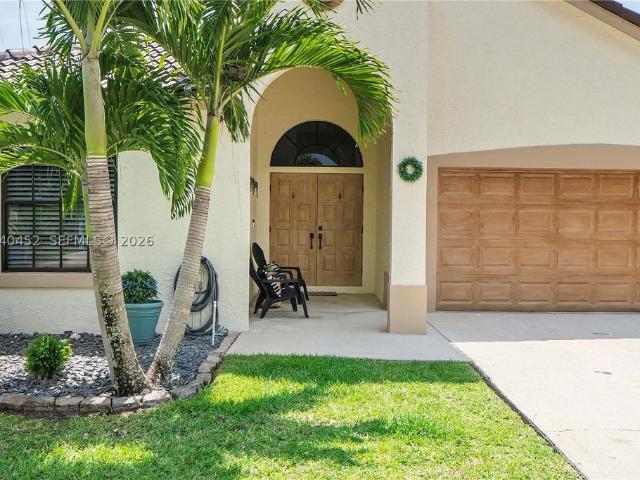 Luxury Villa for sale in Royal Palm Beach, Florida