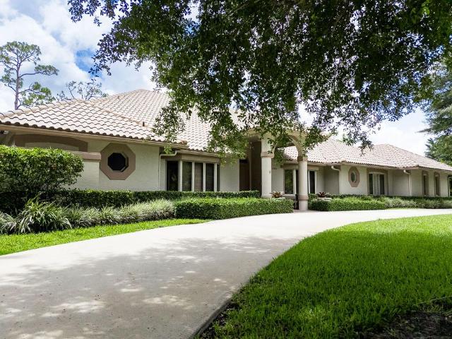 Luxury Villa for sale in Wellington, Florida