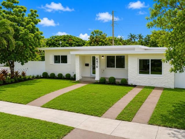 Luxury Villa for sale in West Miami, Florida
