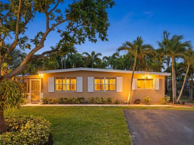 Luxury Villa for sale in West Palm Beach, Florida