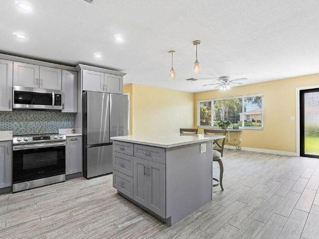 Luxury Villa for sale in West Palm Beach, Florida