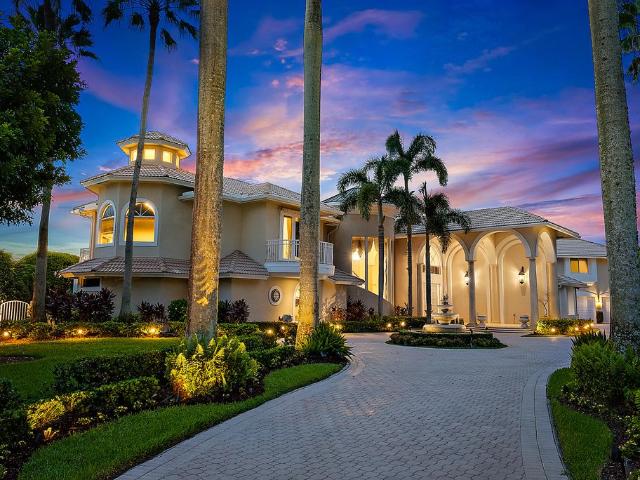 Luxury Villa for sale in West Palm Beach, Florida
