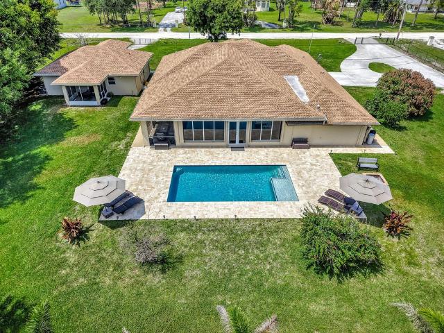 Luxury Villa for sale in West Palm Beach, Florida