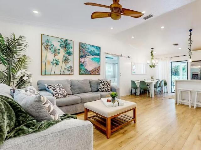 Luxury Villa for sale in West Palm Beach, United States