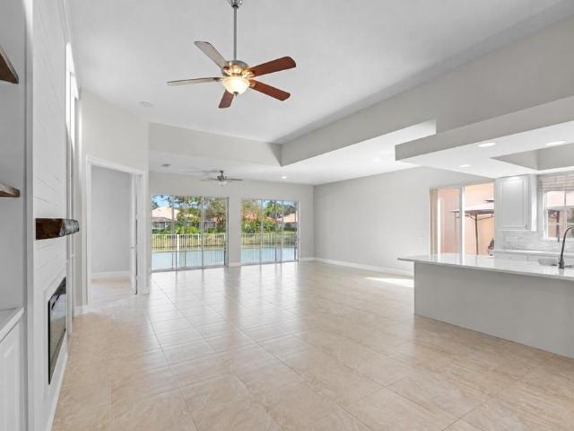 Luxury Villa for sale in West Palm Beach, United States