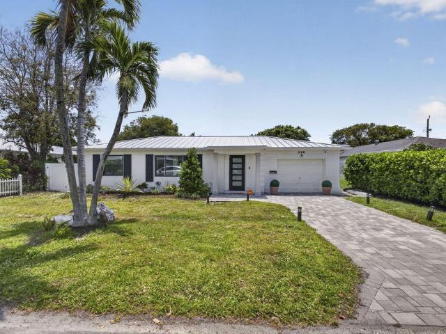 Luxury Villa for sale in West Palm Beach, United States