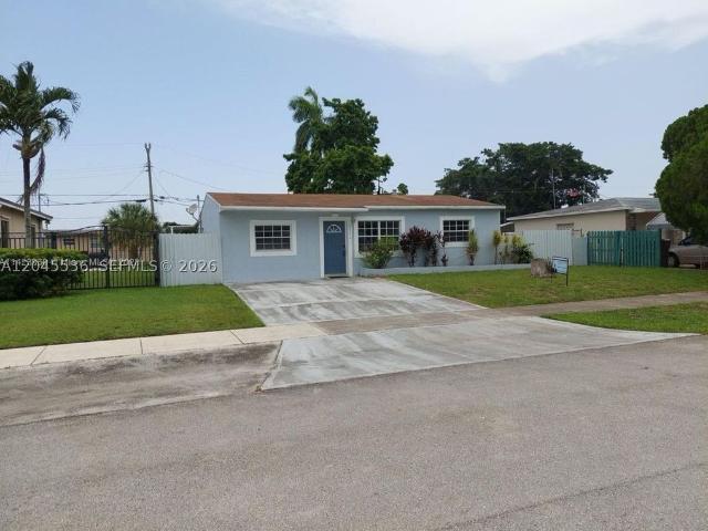 Luxury Villa for sale in West Park, Florida
