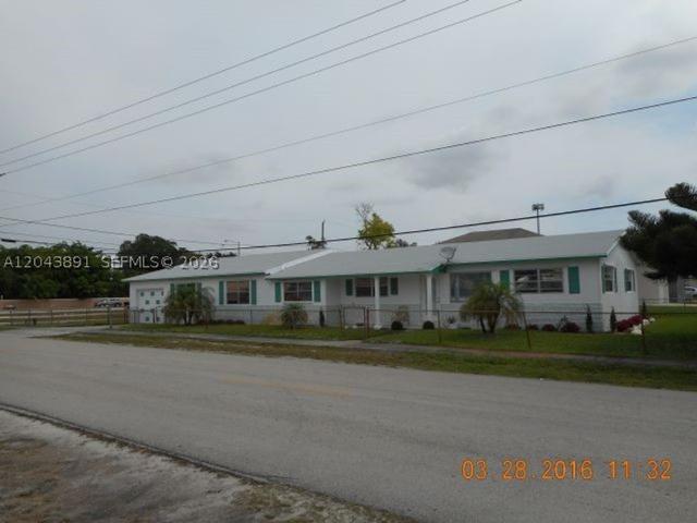 Luxury Villa for sale in West Park, Florida