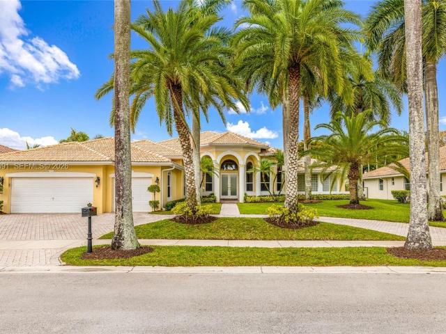 Luxury Villa for sale in Weston, Florida