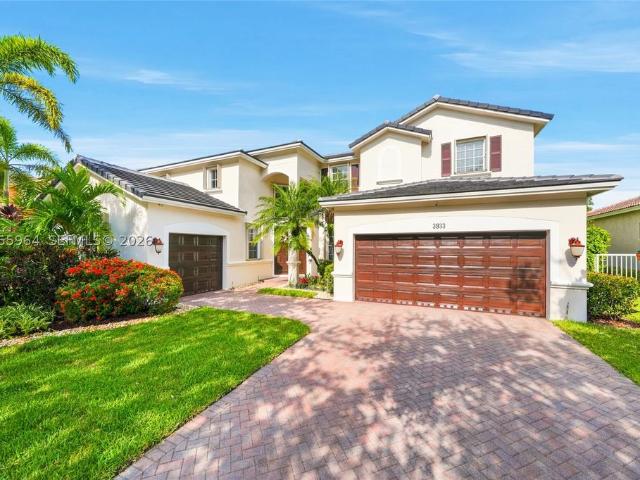 Luxury Villa for sale in Weston, Florida