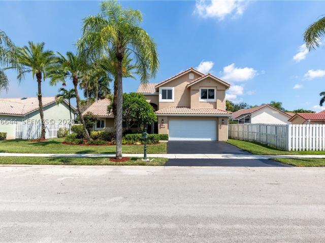 Luxury Villa for sale in Weston, Florida