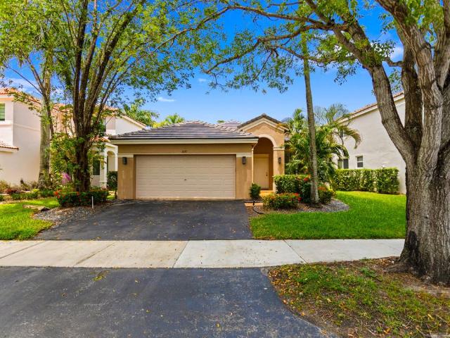 Luxury Villa for sale in Weston, Florida