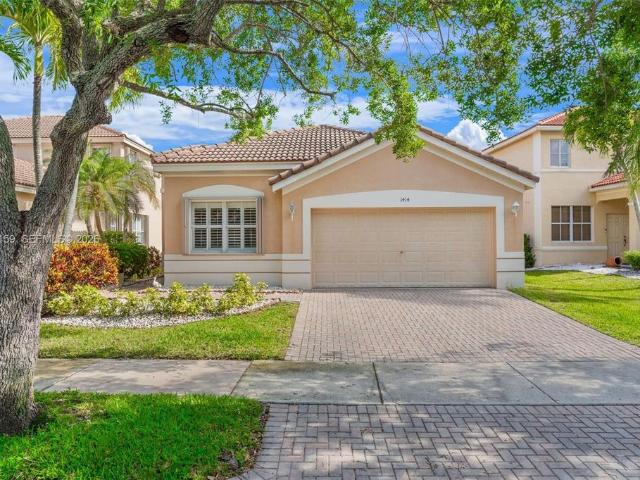 Luxury Villa for sale in Weston, Florida